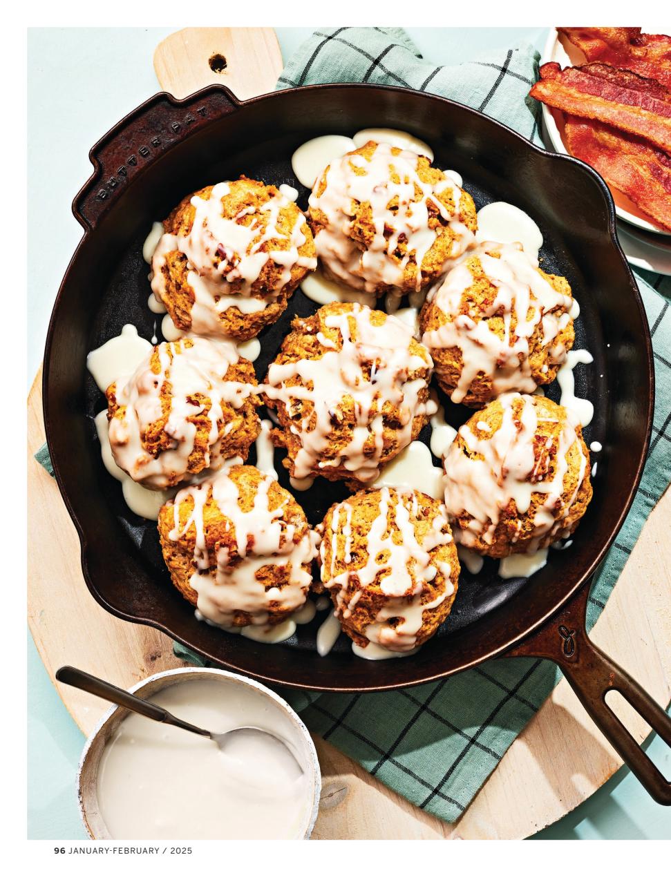 Southern Living Magazine - January/February 2025 Back Issue